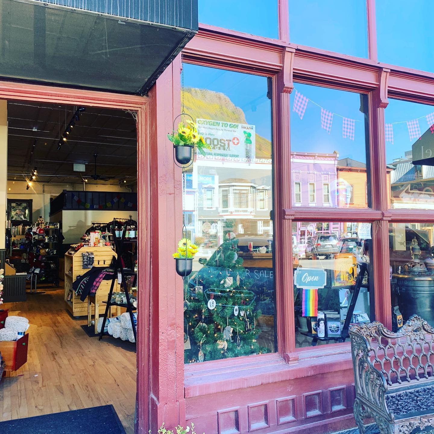 Activities & Shops - Silverton Mountain